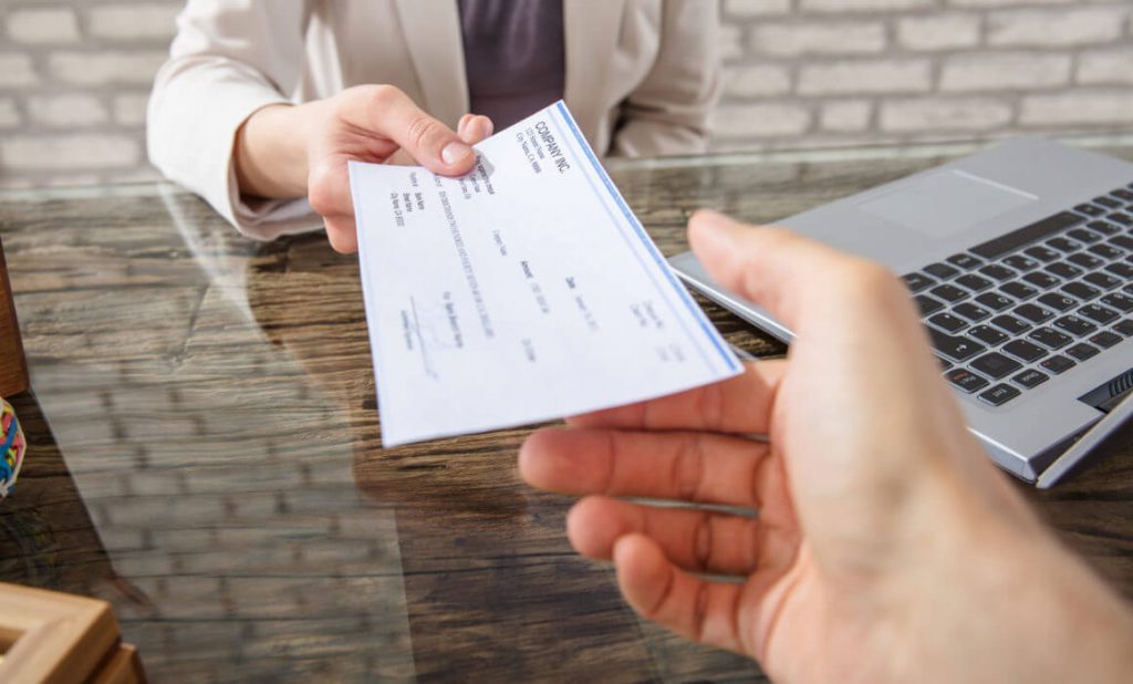 How To Pay Employees, Directors, and/or Shareholders | iNCUBEE Hong Kong